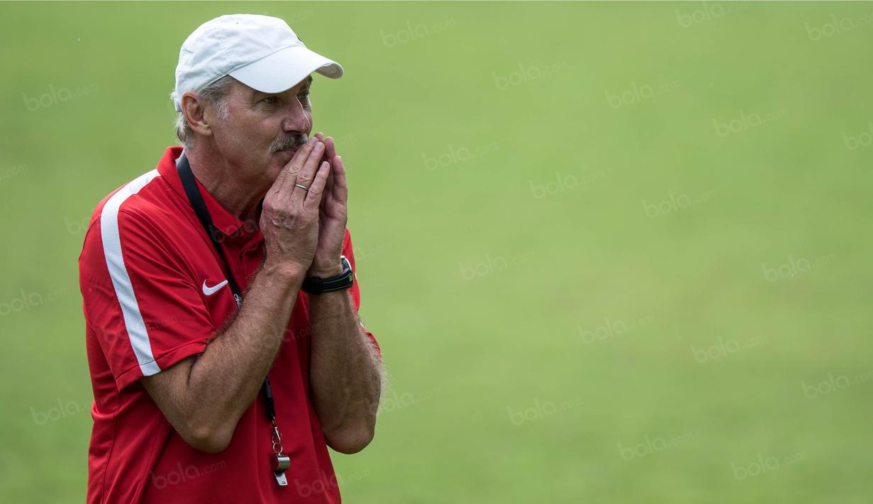 Eks Pelatih Timnas Indonesia, Alfred Riedl Tutup Usia Eks Pelatih Timnas Indonesia, Alfred Riedl Tutup Usia
